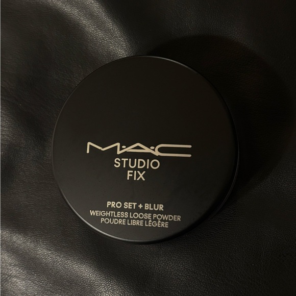 MAC Cosmetics | Makeup | Mac Studio Fix Pro Set Blur Powder Medium ...